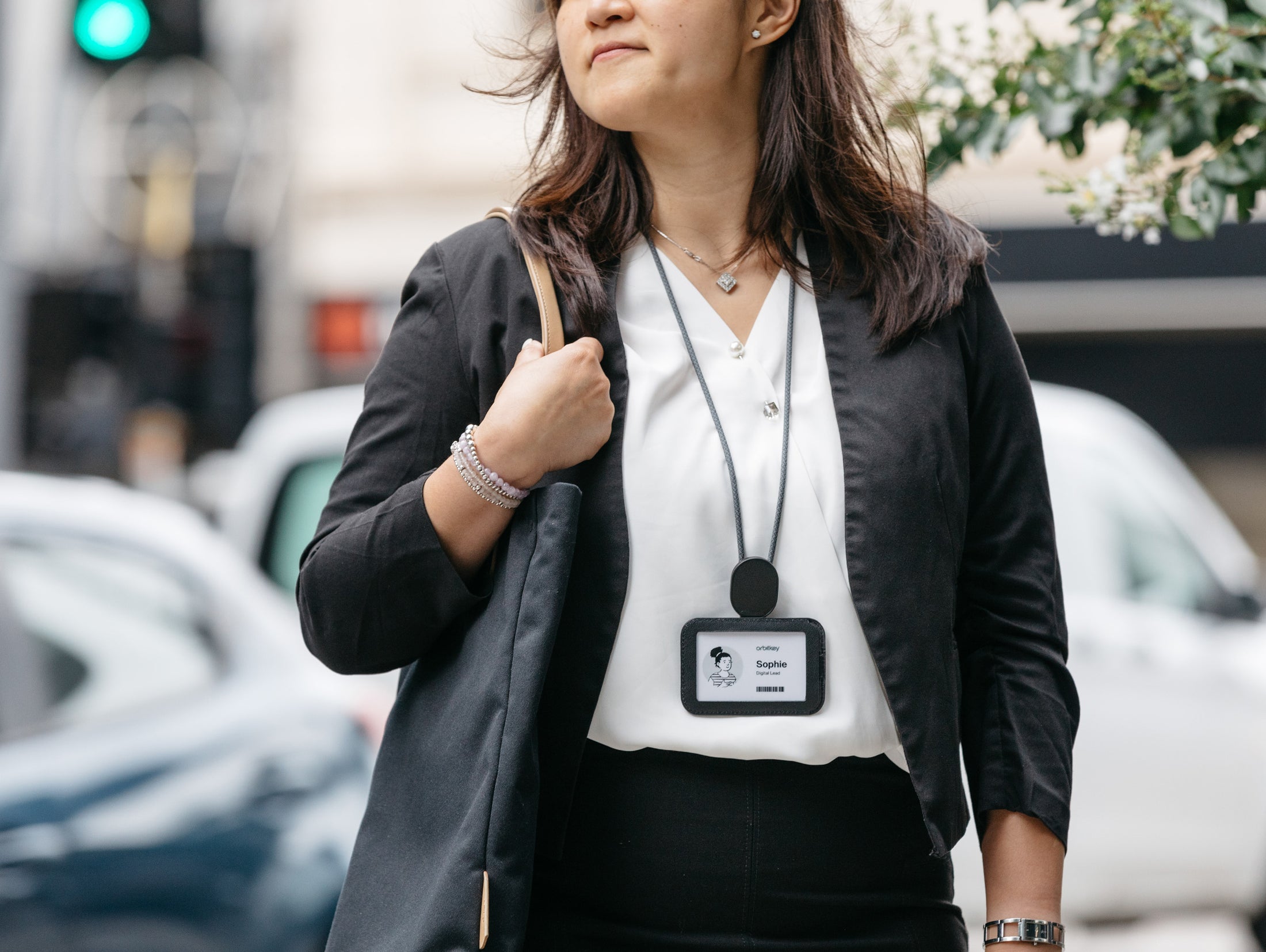 ID Card Holder Pro – Orbitkey